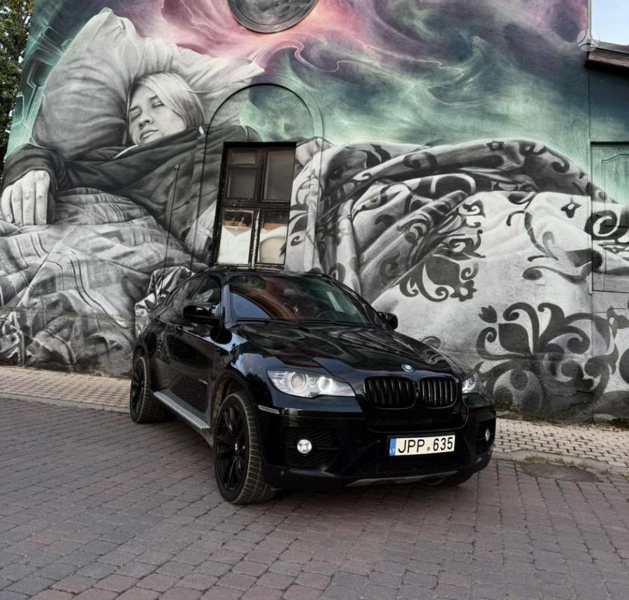 Melns BMW X6 2009 Klaipėda, ar dzinēja tilpumu 2.99 L un nobraukumu 286 tūkst. km par 9000 €, foto 1 vietnē AUTOMOTO.COM.LV
