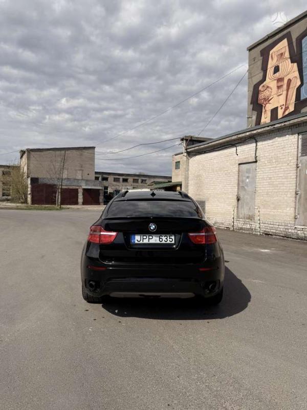 Melns BMW X6 2009 Klaipėda, ar dzinēja tilpumu 2.99 L un nobraukumu 286 tūkst. km par 9000 €, foto 7 vietnē AUTOMOTO.COM.LV