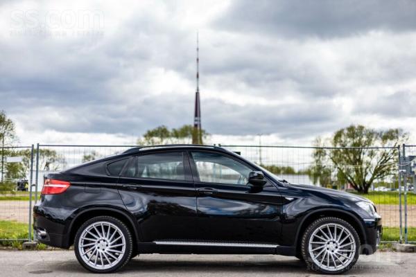 Melns BMW X6 2010 Rīga, ar dzinēja tilpumu 3.00 L un nobraukumu 264 tūkst. km par 15990 €, foto 5 vietnē AUTOMOTO.COM.LV