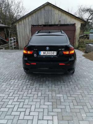 Black BMW X6 2010 in Marijampole, with an engine capacity of 2.99 L and mileage of 316 thousand km for 1500 €, photo 2 on AUTOMOTO.COM.LV