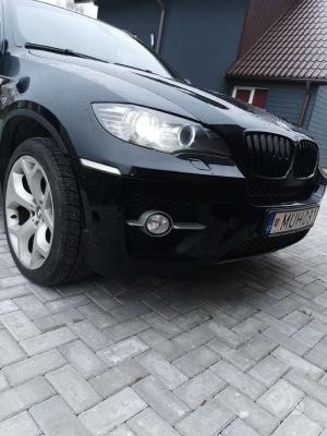 Black BMW X6 2010 in Marijampole, with an engine capacity of 2.99 L and mileage of 316 thousand km for 1500 €, photo 9 on AUTOMOTO.COM.LV