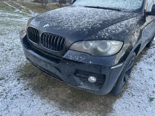 Melns BMW X6 2010 Šauļi, ar dzinēja tilpumu 2.98 L un nobraukumu 143 tūkst. km par 4350 €, foto 5 vietnē AUTOMOTO.COM.LV