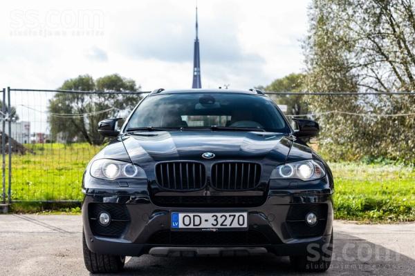 Melns BMW X6 2010 Rīga, ar dzinēja tilpumu 3.00 L un nobraukumu 264 tūkst. km par 14990 €, foto 3 vietnē AUTOMOTO.COM.LV
