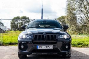 Black BMW X6 2010 in Riga, with an engine capacity of 3.00 L and mileage of 264 thousand km for 14990 €, photo 3 on AUTOMOTO.COM.LV