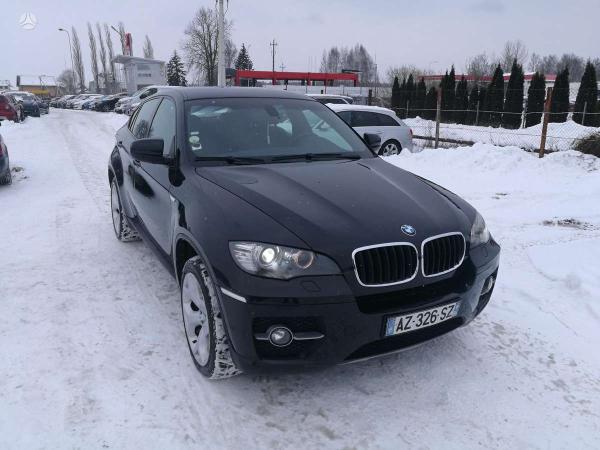 Black BMW X6 2010 in Taurage, with an engine capacity of 2.99 L and mileage of 310 thousand km for 9900 €, photo 3 on AUTOMOTO.COM.LV