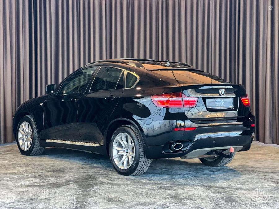 Melns BMW X6 2010 Marijampole, ar dzinēja tilpumu 3.00 L un nobraukumu 243 tūkst. km par 12350 €, foto 6 vietnē AUTOMOTO.COM.LV