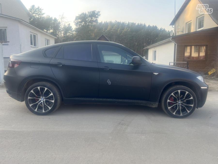 Black BMW X6 2010 in Vilnius, with an engine capacity of 3.00 L and mileage of 290 thousand km for 13000 €, photo 1 on AUTOMOTO.COM.LV