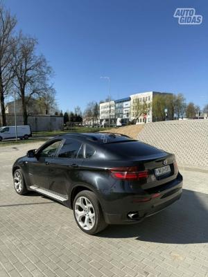 Melns BMW X6 2010 Viļņa, ar dzinēja tilpumu 3.00 L un nobraukumu 318 tūkst. km par 10950 €, foto 4 vietnē AUTOMOTO.COM.LV