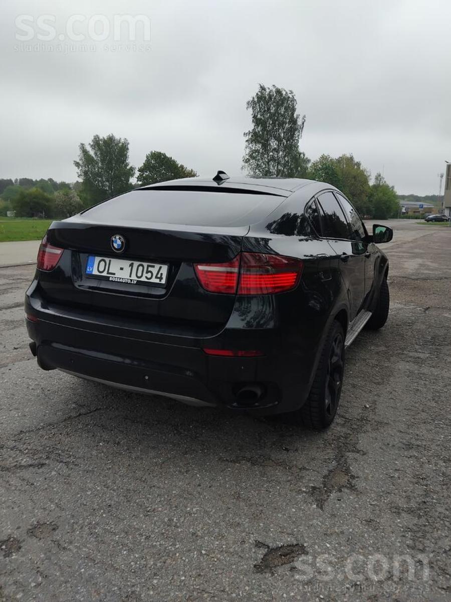 Melns BMW X6 2010 Rīga, ar dzinēja tilpumu 3.00 L un nobraukumu 344 tūkst. km par 10900 €, foto 4 vietnē AUTOMOTO.COM.LV