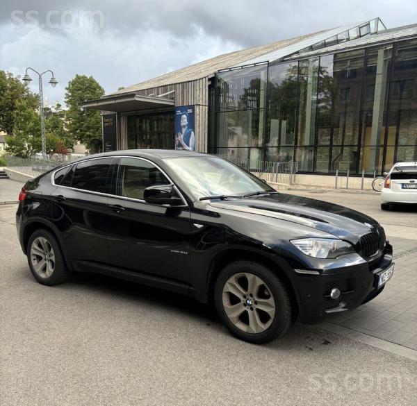 Melns BMW X6 2010 Rīga, ar dzinēja tilpumu 3.00 L un nobraukumu 258 tūkst. km par 10300 €, foto 2 vietnē AUTOMOTO.COM.LV