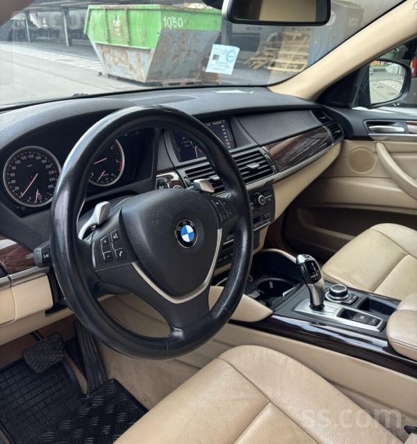 Melns BMW X6 2010 Rīga, ar dzinēja tilpumu 3.00 L un nobraukumu 258 tūkst. km par 10300 €, foto 4 vietnē AUTOMOTO.COM.LV