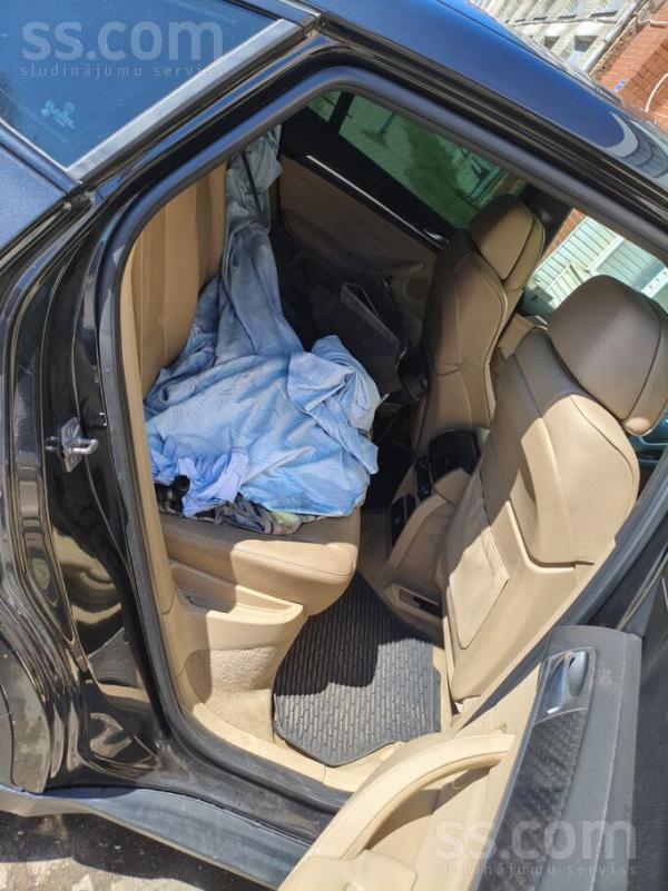 Melns BMW X6 2010 Rīga, ar dzinēja tilpumu 3.00 L un nobraukumu 214 tūkst. km par 6000 €, foto 10 vietnē AUTOMOTO.COM.LV