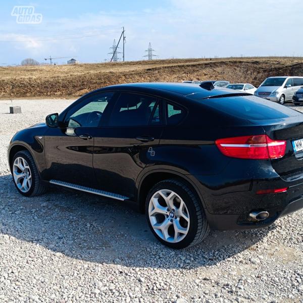 Black BMW X6 2010 in Vilnius, with an engine capacity of 3.00 L and mileage of 295 thousand km for 12000 €, photo 2 on AUTOMOTO.COM.LV