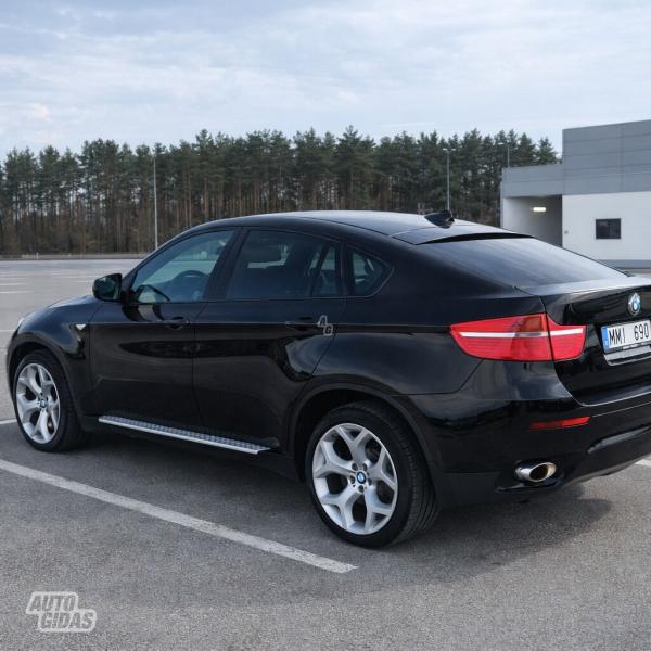Black BMW X6 2010 in Vilnius, with an engine capacity of 3.00 L and mileage of 295 thousand km for 12000 €, photo 7 on AUTOMOTO.COM.LV
