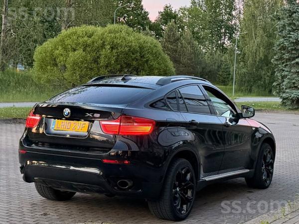Melns BMW X6 2010 Tukums, ar dzinēja tilpumu 3.00 L un nobraukumu 276 tūkst. km par 6500 €, foto 4 vietnē AUTOMOTO.COM.LV