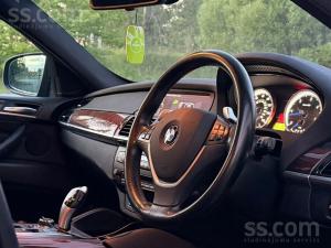 Melns BMW X6 2010 Tukums, ar dzinēja tilpumu 3.00 L un nobraukumu 276 tūkst. km par 6500 €, foto 11 vietnē AUTOMOTO.COM.LV
