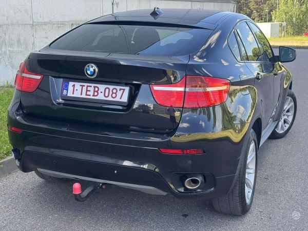 Melns BMW X6 2010 Utena, ar dzinēja tilpumu 2.99 L un nobraukumu 300 tūkst. km par 9990 €, foto 7 vietnē AUTOMOTO.COM.LV