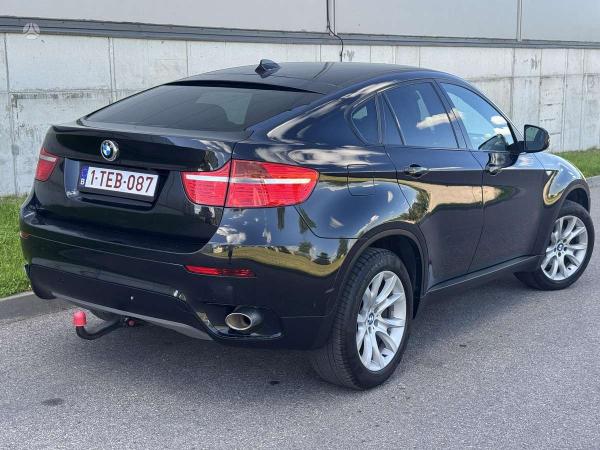 Melns BMW X6 2010 Utena, ar dzinēja tilpumu 2.99 L un nobraukumu 300 tūkst. km par 9990 €, foto 8 vietnē AUTOMOTO.COM.LV