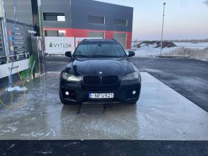 Black BMW X6 2010 in Kedainiai, with an engine capacity of 2.99 L and mileage of 320 thousand km for 10800 €, photo 7 on AUTOMOTO.COM.LV