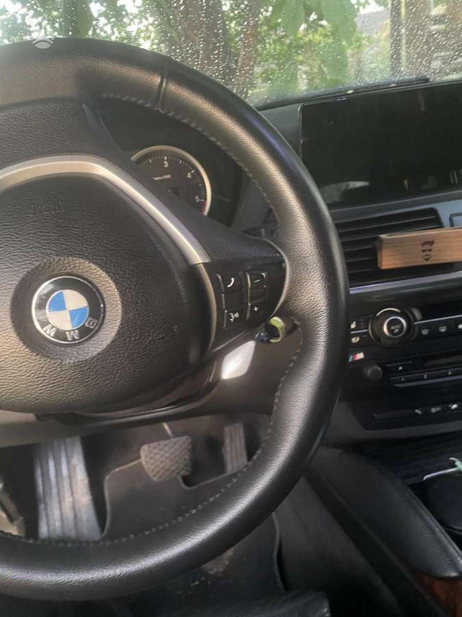 Black BMW X6 2010 in Kedainiai, with an engine capacity of 2.99 L and mileage of 320 thousand km for 10800 €, photo 10 on AUTOMOTO.COM.LV