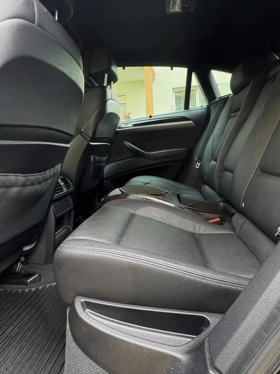 Melns BMW X6 2010 Rīga, ar dzinēja tilpumu 3.00 L un nobraukumu 363 tūkst. km par 11300 €, foto 8 vietnē AUTOMOTO.COM.LV