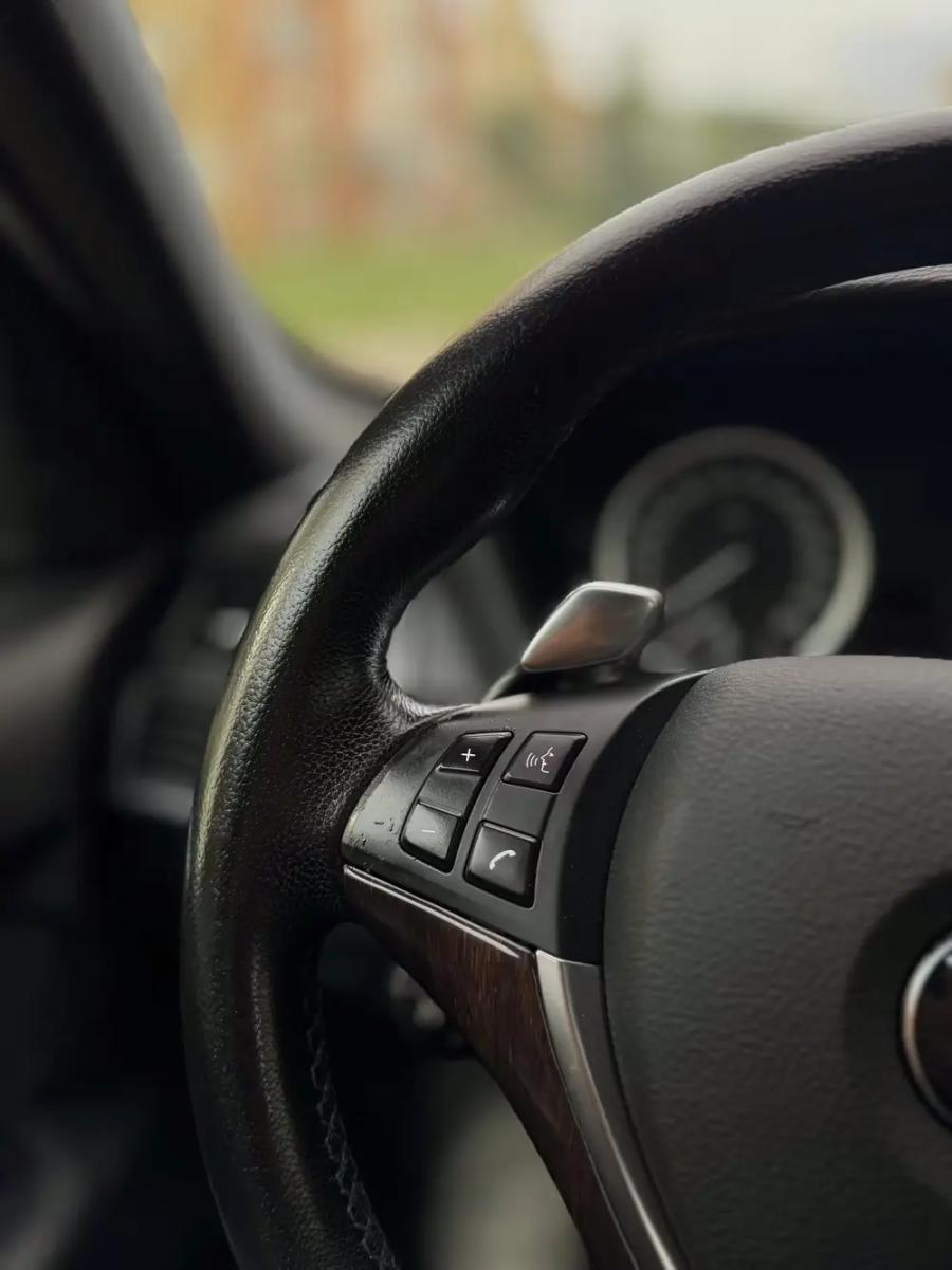 Melns BMW X6 2010 Rīga, ar dzinēja tilpumu 3.00 L un nobraukumu 363 tūkst. km par 11300 €, foto 17 vietnē AUTOMOTO.COM.LV