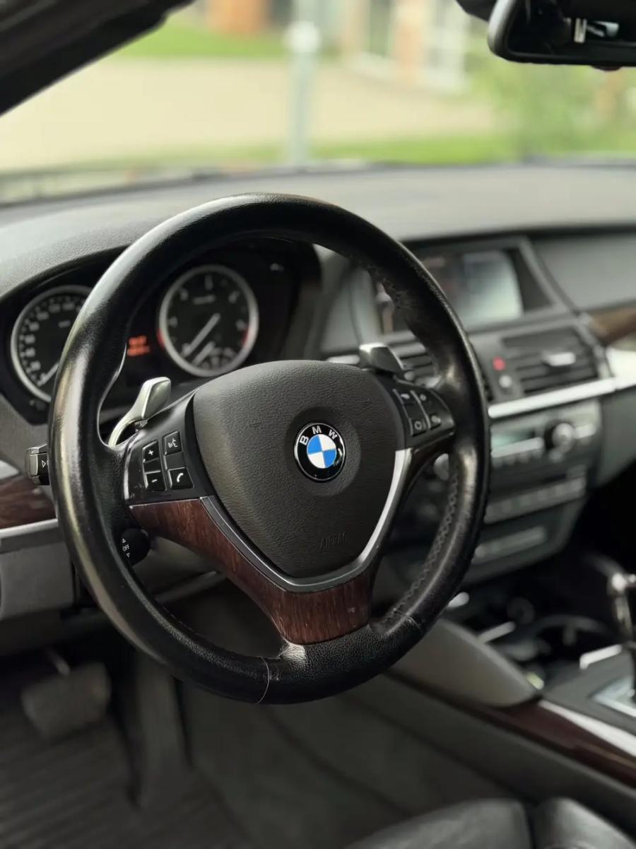 Melns BMW X6 2010 Rīga, ar dzinēja tilpumu 3.00 L un nobraukumu 363 tūkst. km par 11300 €, foto 18 vietnē AUTOMOTO.COM.LV