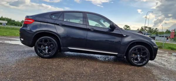Black BMW X6 2010 in Daugavpils, with an engine capacity of 3.00 L and mileage of 164 thousand km for 14550 €, photo 6 on AUTOMOTO.COM.LV