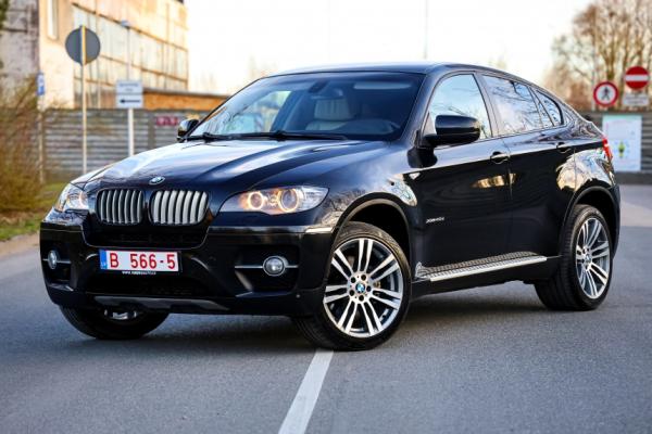 Black BMW X6 2010 in Riga, with an engine capacity of 3.00 L and mileage of 0 thousand km for 13500 €, photo 1 on AUTOMOTO.COM.LV