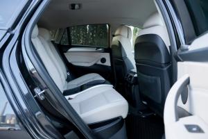Melns BMW X6 2010 Rīga, ar dzinēja tilpumu 3.00 L un nobraukumu 0 tūkst. km par 13500 €, foto 14 vietnē AUTOMOTO.COM.LV