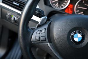 Melns BMW X6 2010 Rīga, ar dzinēja tilpumu 3.00 L un nobraukumu 0 tūkst. km par 13500 €, foto 27 vietnē AUTOMOTO.COM.LV
