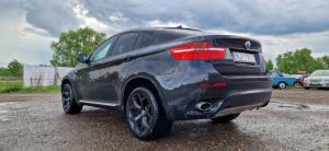 Melns BMW X6 2010 Rīga, ar dzinēja tilpumu 3.00 L un nobraukumu 164 tūkst. km par 14550 €, foto 4 vietnē AUTOMOTO.COM.LV