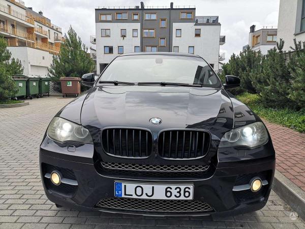 Black BMW X6 2010 in Klaipeda, with an engine capacity of 3.00 L and mileage of 254 thousand km for 9900 €, photo 5 on AUTOMOTO.COM.LV