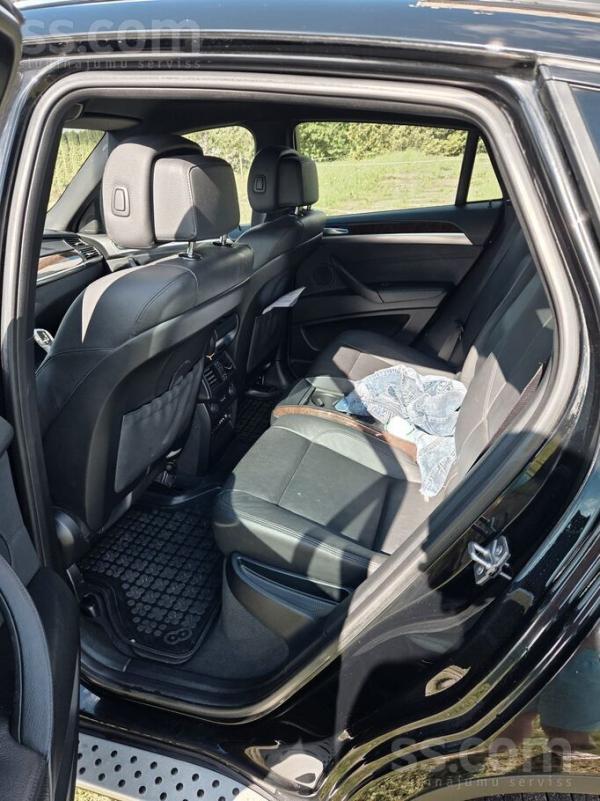 Melns BMW X6 2010 Rīga, ar dzinēja tilpumu 3.00 L un nobraukumu 171 tūkst. km par 12600 €, foto 8 vietnē AUTOMOTO.COM.LV