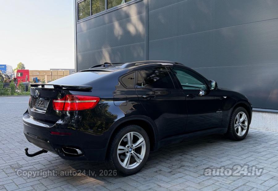 Melns BMW X6 2010 Tartu, ar dzinēja tilpumu 2.99 L un nobraukumu 279 tūkst. km par 9999 €, foto 5 vietnē AUTOMOTO.COM.LV
