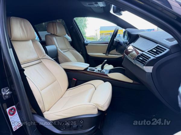 Черный БМВ Х6 2010 в Тарту, объемом двигателя 2.99 л и пробегом 279 тыс. км за 9999 €, фото 9 на AUTOMOTO.COM.LV