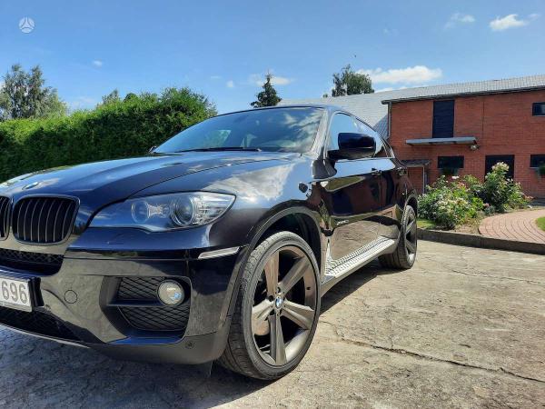 Melns BMW X6 2010 Radviliškis, ar dzinēja tilpumu 2.99 L un nobraukumu 315 tūkst. km par 7300 €, foto 4 vietnē AUTOMOTO.COM.LV