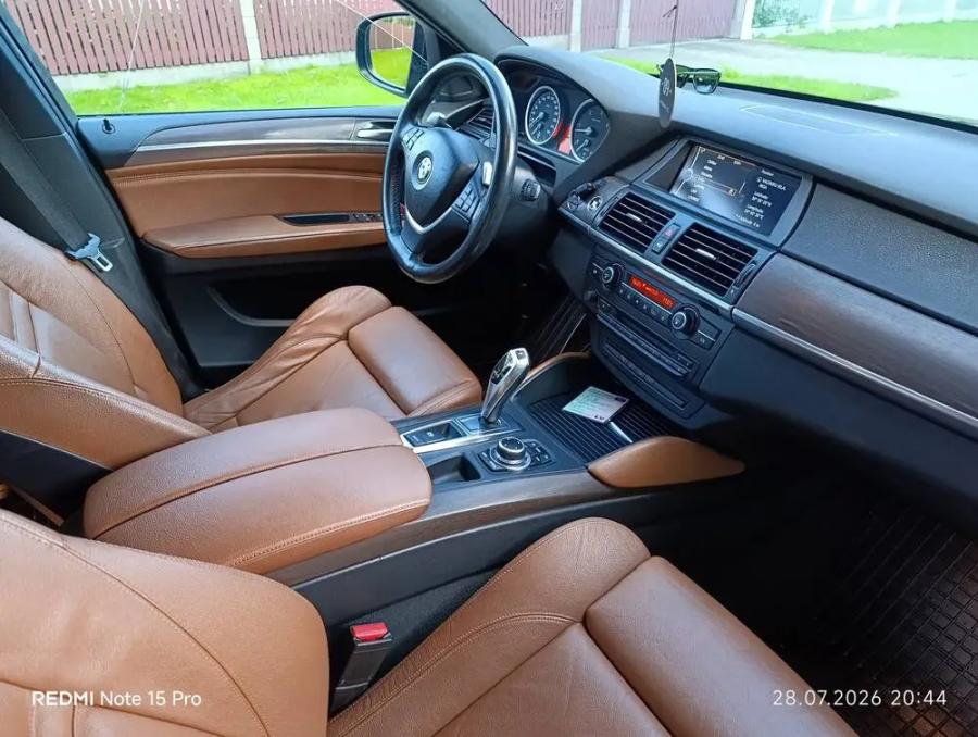 Melns BMW X6 2010 Rīga, ar dzinēja tilpumu 3.00 L un nobraukumu 300 tūkst. km par 10490 €, foto 17 vietnē AUTOMOTO.COM.LV