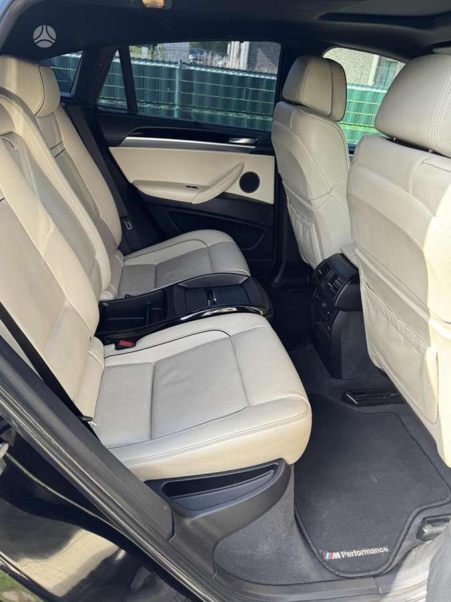 Black BMW X6 2010 in Vilnius, with an engine capacity of 2.99 L and mileage of 252 thousand km for 16900 €, photo 11 on AUTOMOTO.COM.LV
