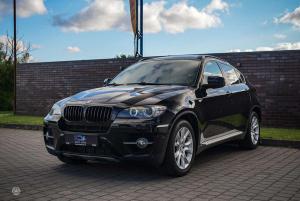 Black BMW X6 2010 in Marijampole, with an engine capacity of 2.99 L and mileage of 243 thousand km for 10450 €, photo 6 on AUTOMOTO.COM.LV