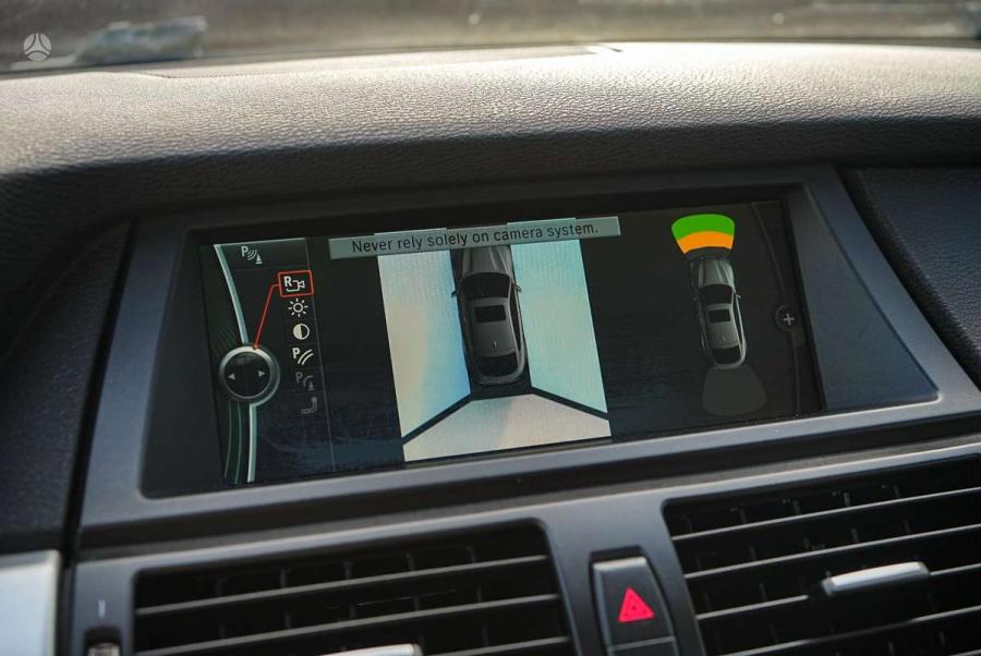 Black BMW X6 2010 in Marijampole, with an engine capacity of 2.99 L and mileage of 243 thousand km for 10450 €, photo 24 on AUTOMOTO.COM.LV