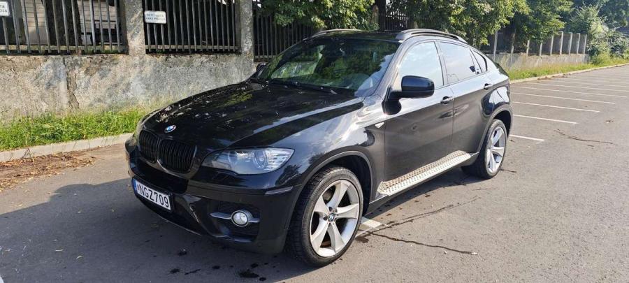 Melns BMW X6 2010 Kauņa, ar dzinēja tilpumu 2.99 L un nobraukumu 310 tūkst. km par 10500 €, foto 1 vietnē AUTOMOTO.COM.LV