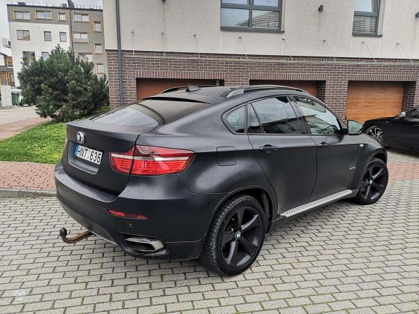 Melns BMW X6 2010 Klaipėda, ar dzinēja tilpumu 3.00 L un nobraukumu 300 tūkst. km par 9900 €, foto 4 vietnē AUTOMOTO.COM.LV