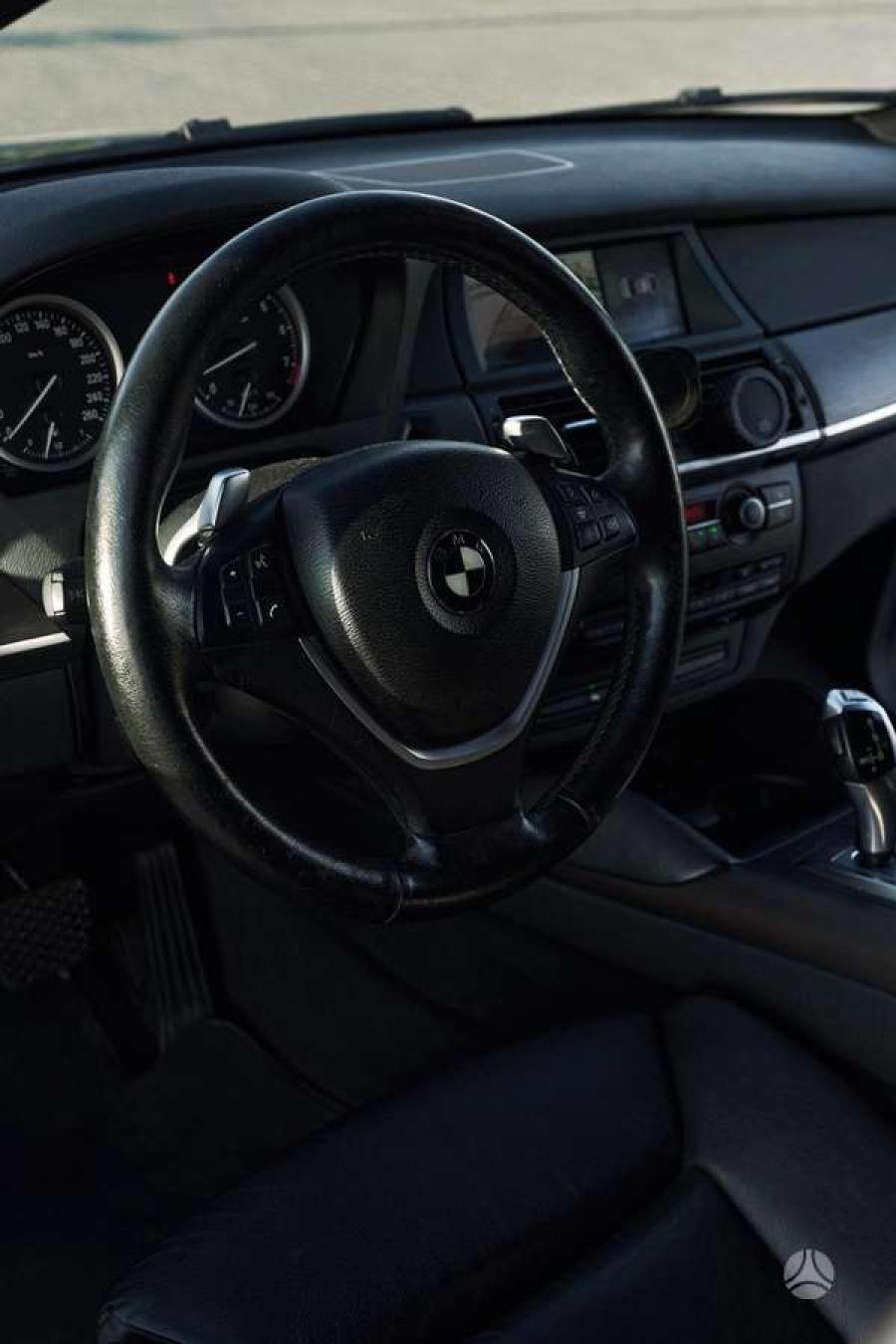 Melns BMW X6 2010 Viļņa, ar dzinēja tilpumu 3.00 L un nobraukumu 245 tūkst. km par 13000 €, foto 23 vietnē AUTOMOTO.COM.LV