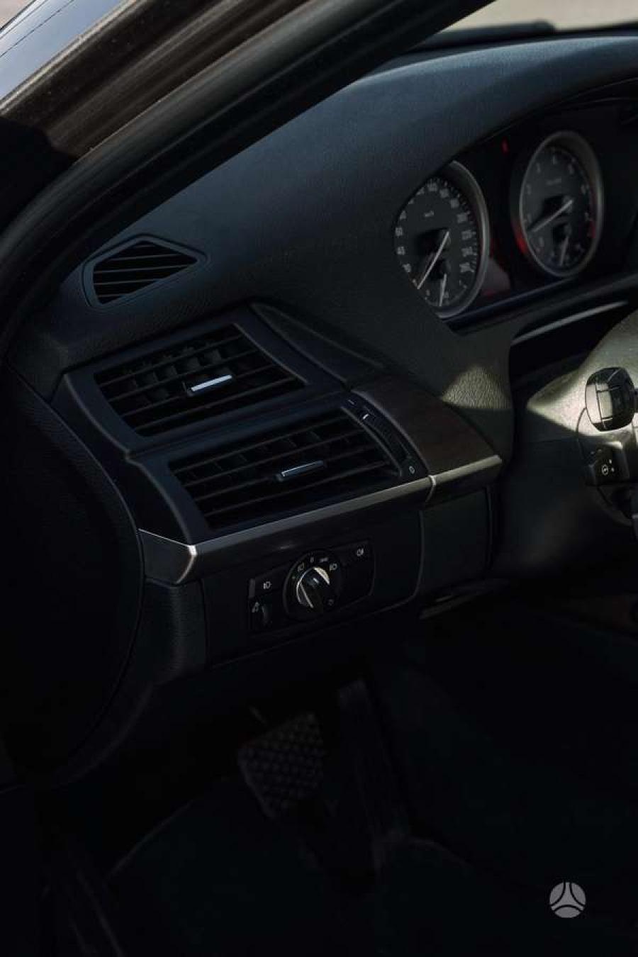 Melns BMW X6 2010 Viļņa, ar dzinēja tilpumu 3.00 L un nobraukumu 245 tūkst. km par 13000 €, foto 24 vietnē AUTOMOTO.COM.LV