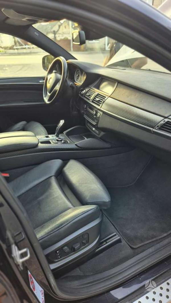 Melns BMW X6 2010 Viļņa, ar dzinēja tilpumu 2.99 L un nobraukumu 278 tūkst. km par 12450 €, foto 10 vietnē AUTOMOTO.COM.LV