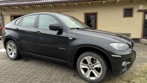 Melns BMW X6 2011 Trakai, ar dzinēja tilpumu 2.99 L un nobraukumu 342 tūkst. km par 11000 €, foto 2 vietnē AUTOMOTO.COM.LV