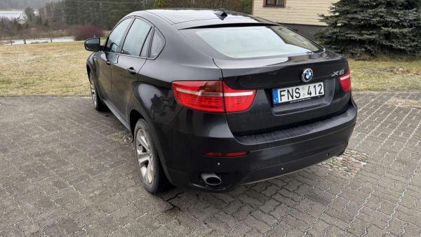 Black BMW X6 2011 in Trakai, with an engine capacity of 2.99 L and mileage of 342 thousand km for 11000 €, photo 7 on AUTOMOTO.COM.LV