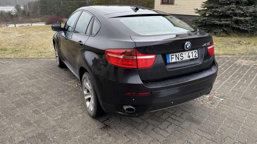 Melns BMW X6 2011 Trakai, ar dzinēja tilpumu 2.99 L un nobraukumu 342 tūkst. km par 11000 €, foto 7 vietnē AUTOMOTO.COM.LV