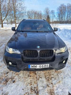 Black BMW X6 2011 in Riga, with an engine capacity of 3.00 L and mileage of 274 thousand km for 13500 €, photo 3 on AUTOMOTO.COM.LV